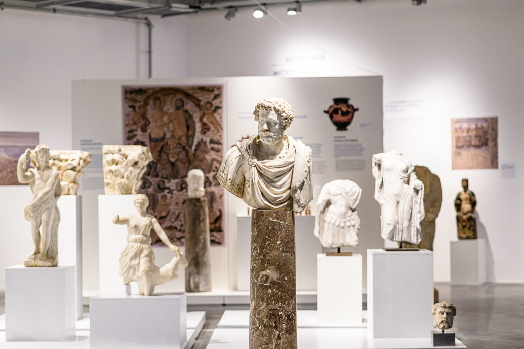 Guided Tours - Musée Mer Marine